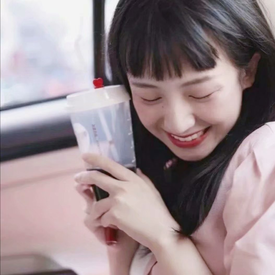 若若欧欧小妮子 