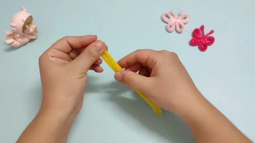 扭扭棒小动物制作教程,用一根扭扭棒做只可爱的蝴蝶吧,简单易学