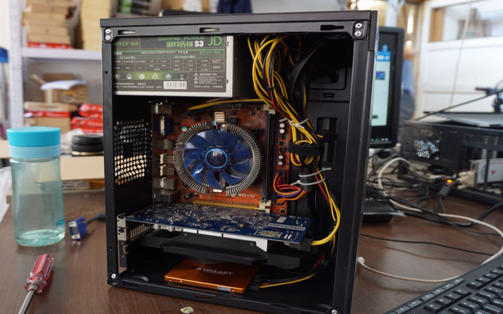 电脑装机实况 599元 I3 3220+HD7770 LOL英雄联盟CF穿越火线 CS...