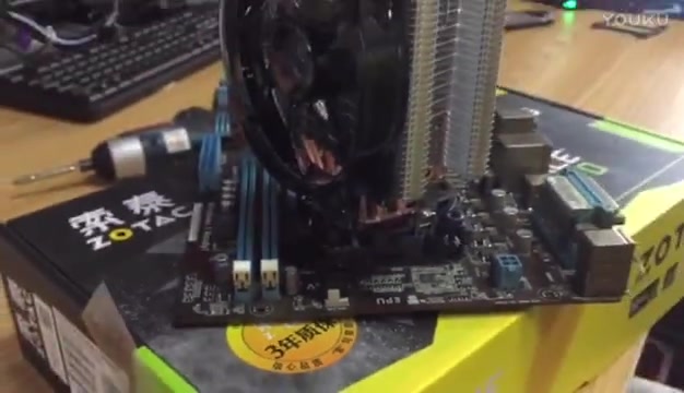 英特尔主板安装CPU散热器教程-_-标清