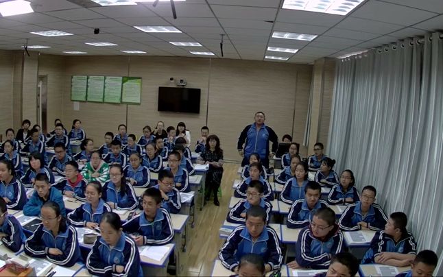 【有完整视频】部编人教版九年级下册数学《生活中的反比例关系》...