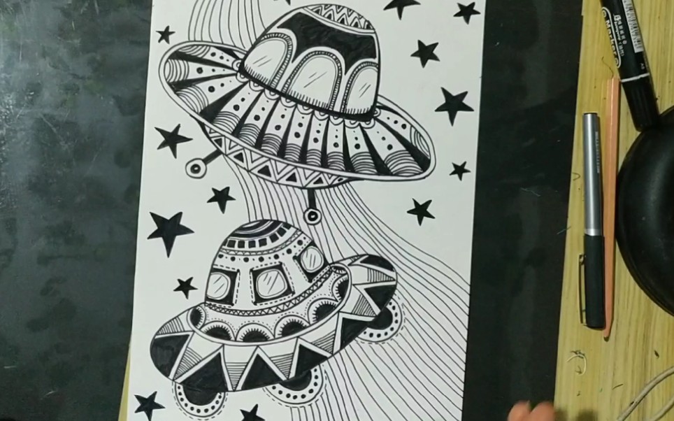 【儿童画】儿童画宇宙飞船