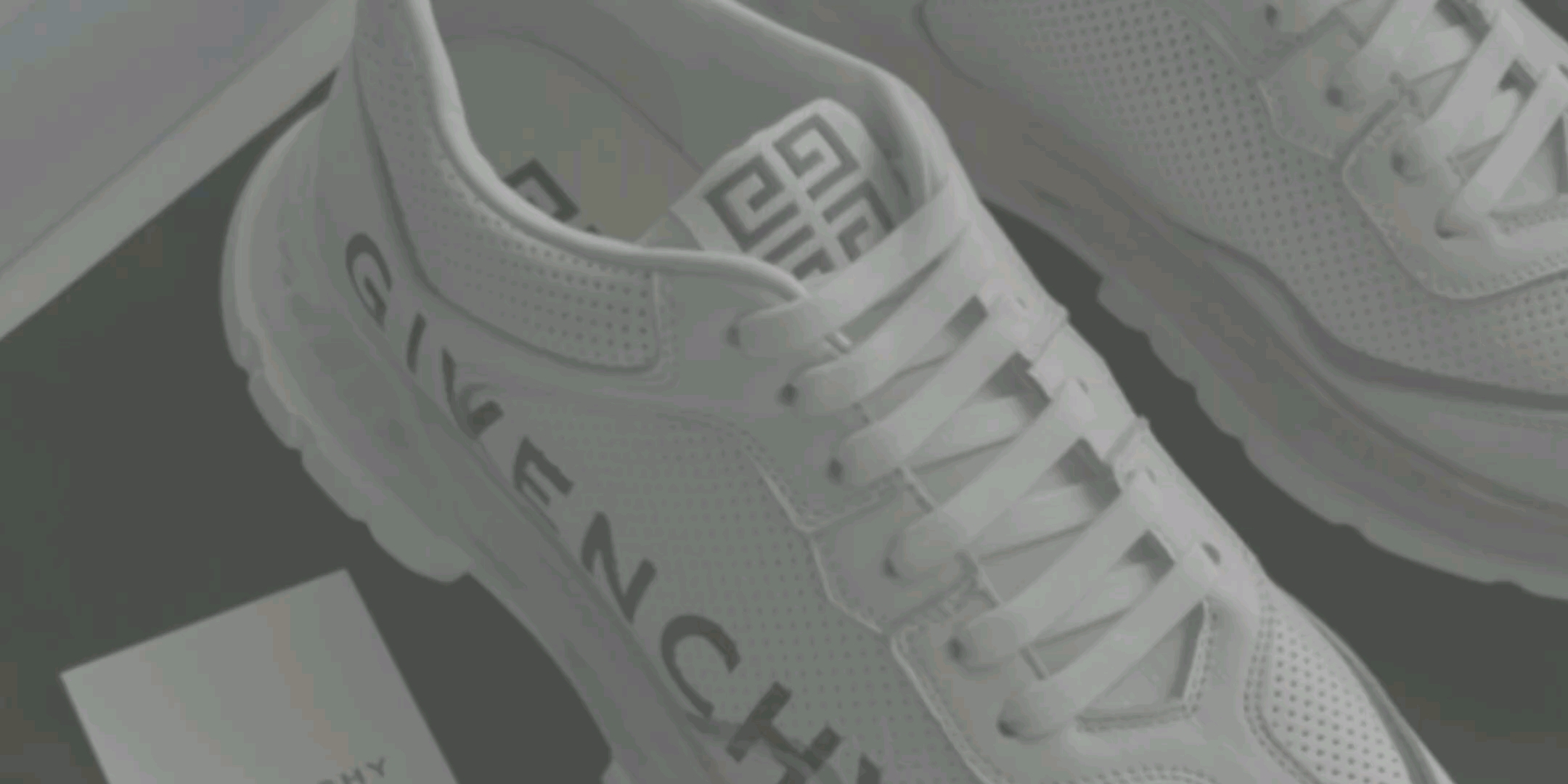 [网友介绍]高仿范思哲运动鞋子专柜同款多少钱呢?