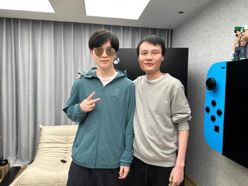 母亲为炫耀,主播全球排名30存档被熊孩子玩没!超级小桀痛哭