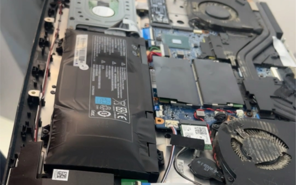 机械师F117换电池和风扇