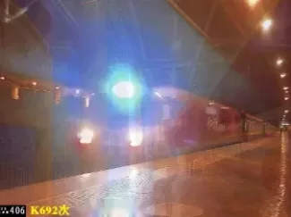 火车视频 SS7C与西康线 K5472 K692次西康运转火车视频集锦40601