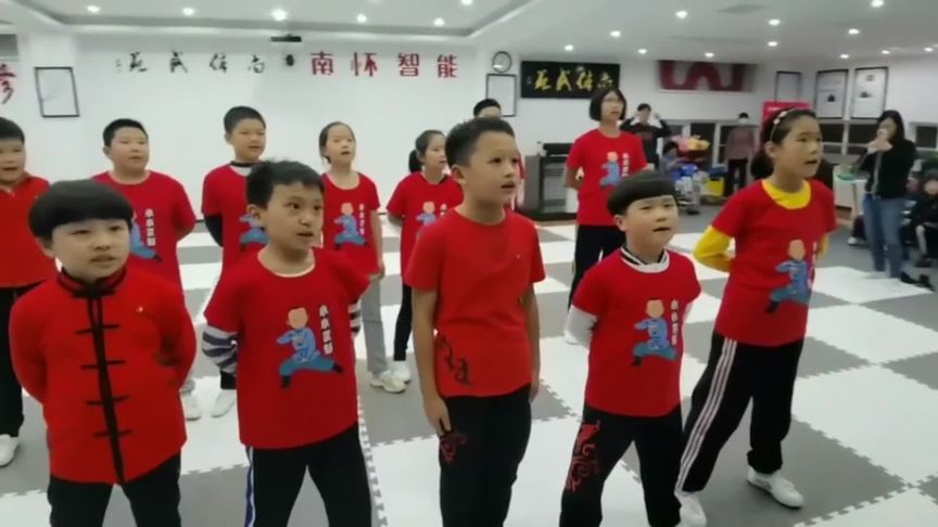 潜龙勿用,不是不用!无用之用方为大用!计深远的父母