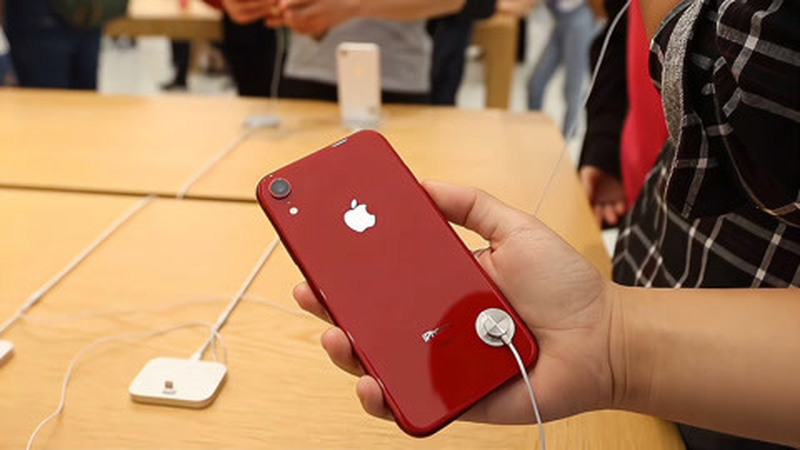 iPhoneXR开箱-史上最缤纷最有CP值的iPhone