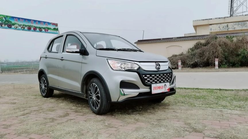 鸿日电动车,高配版