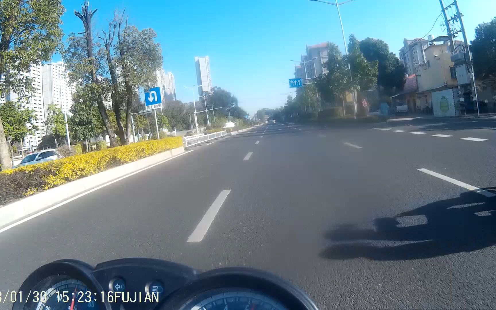 『佛系遛弯』行车记录:福建省漳州市高新区颜厝镇洪塘村鱼嘴岩寺-...