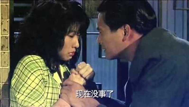 香港经典电影片段,看过的人估计都上年纪了吧孩子少说都得读小学!