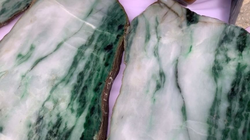 教你认识糯种翡翠,认清了糯种你才能真正了解翡翠的好坏