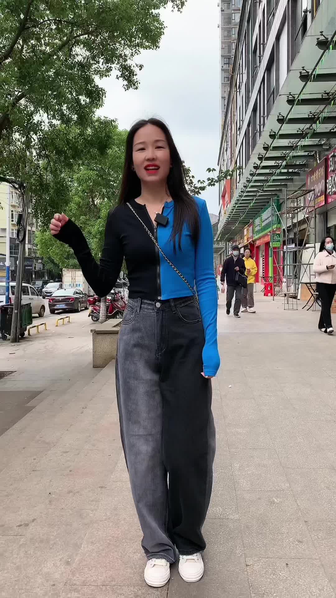 不加水,不加糖,纯天然 零添加的椰子水,好喝不长胖 你还等什么,赶紧冲呀!