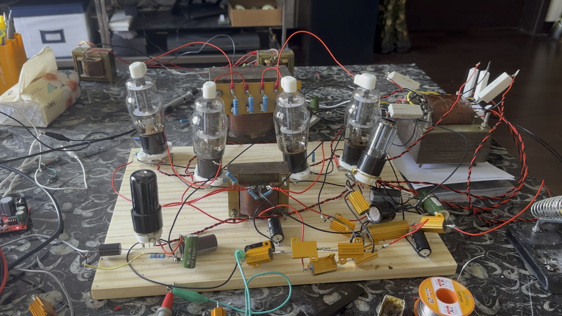 哑巴了几十年的电子管,今天开嗓了