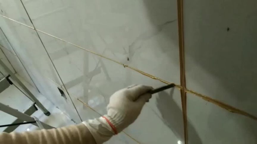 教你瓷砖怎么美缝的方法,自己都可以做,不用花钱。