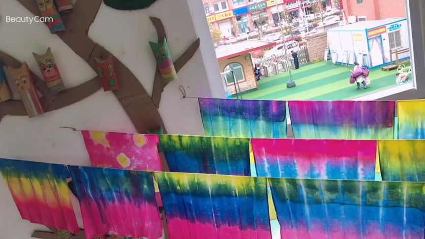 #幼师 孩子们这学期才接触的扎染课程,作品出来了三个,杠杠哒