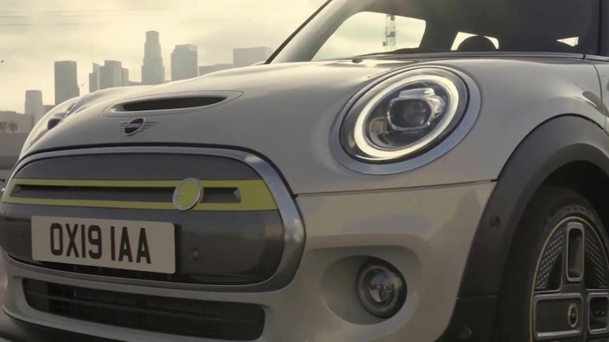 2020迷你Cooper SE:一辆驾驶体验很有趣的迷你电动汽车!