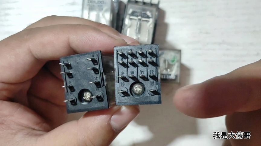 3分钟介绍中间继电器,掌握了这2个要点,零基础也能实物接线