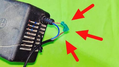 充电器的电线脱皮崩裂,用扎带也捆不住怎么办?教你一招彻底修复