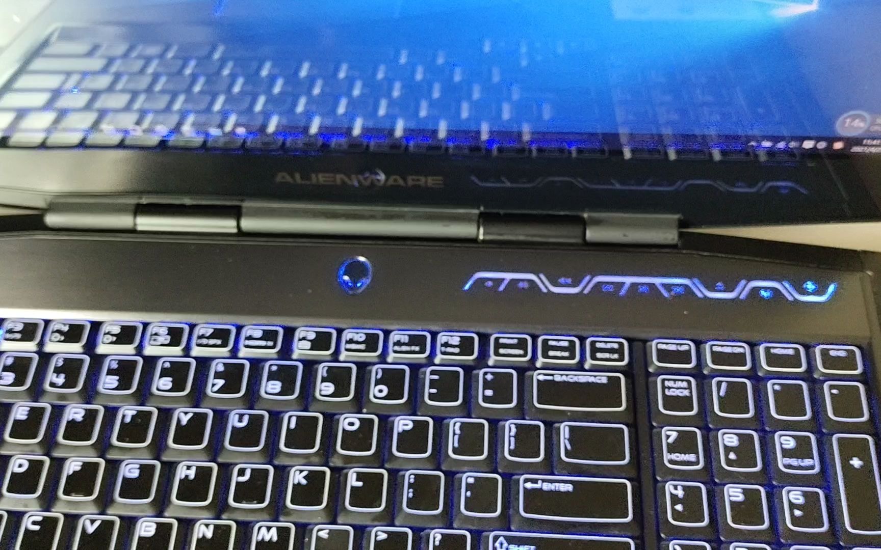 AlienwareM17xR4对金速32G固态硬盘安装系统