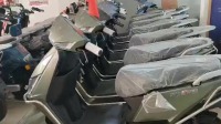 平山镇电动车新上市了,新车边跑边充电5000块钱一台,大家觉得贵吗