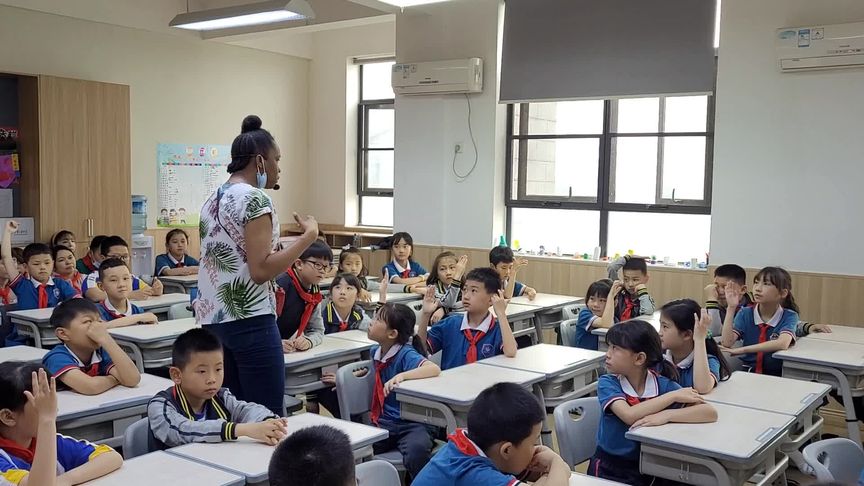 #家长开放日 #成都协同外语学校 三八班课堂实录