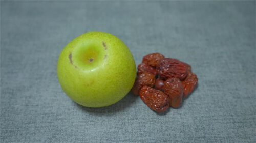 大红枣配秋梨,没想到作用这么厉害,知道的人不多,既省钱又实用