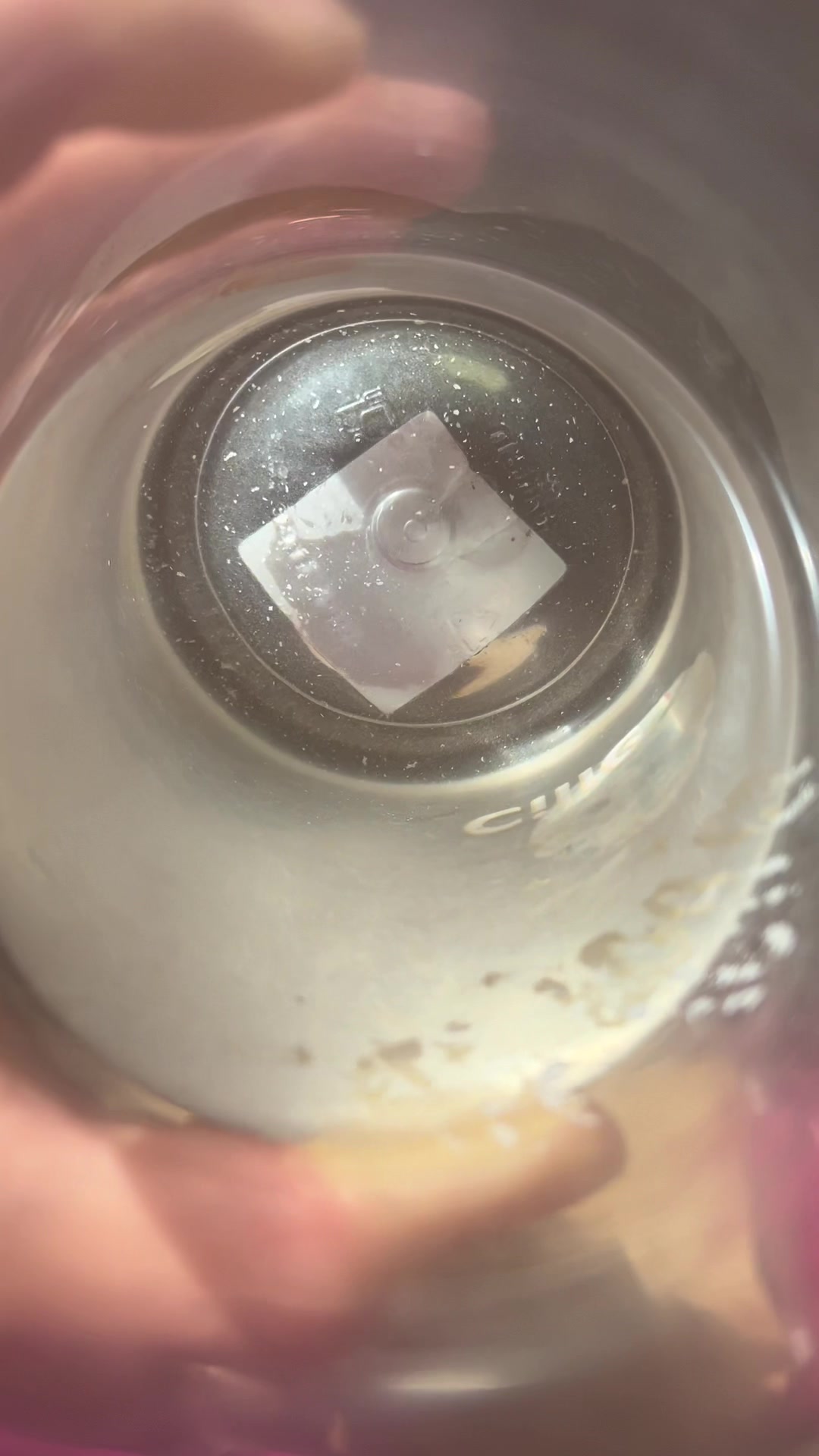 ...不好的很明显,接的水,表面很明显白色漂浮物,今天喝了口自来水烧的...