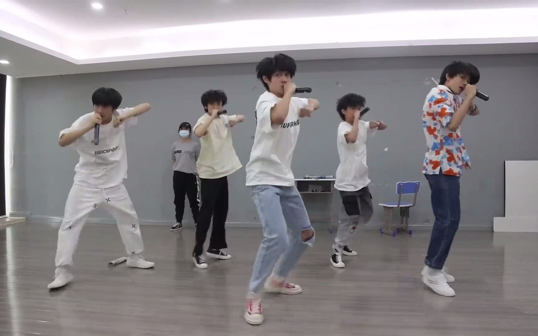 【TF家族三代练习生】《火力全开》练习室全损音质版