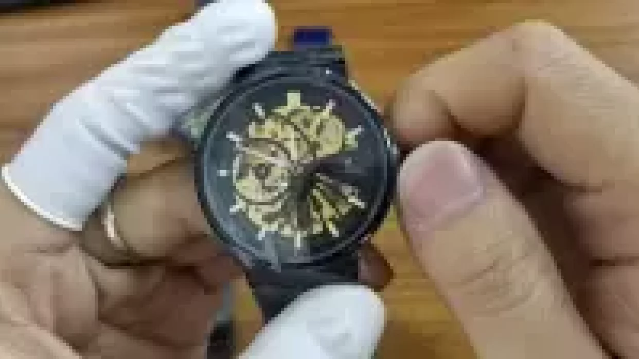 机械表手动上链 上发条 上劲的操作说明