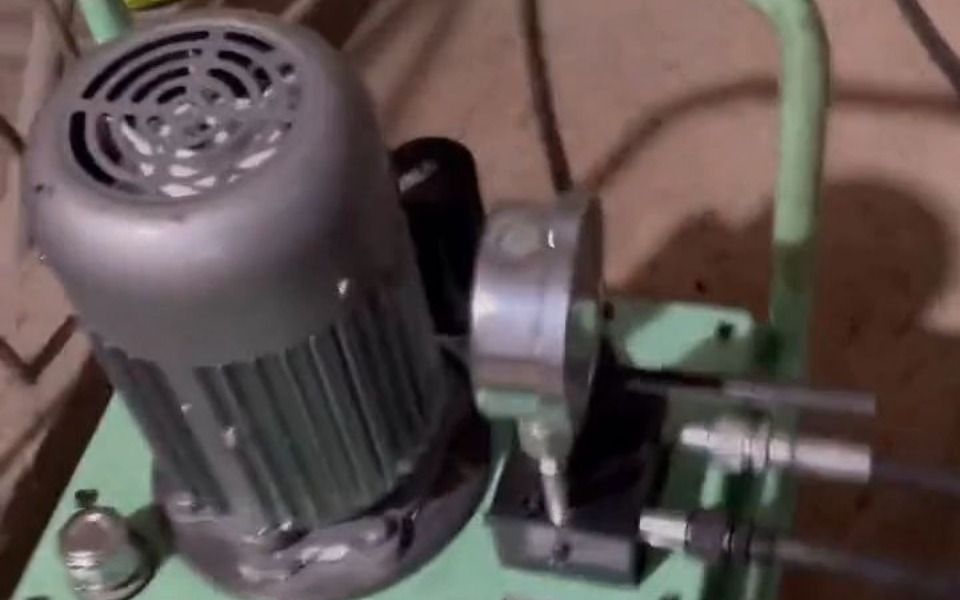 工业板式换热器 单作用液压扳手 换热器夹紧器