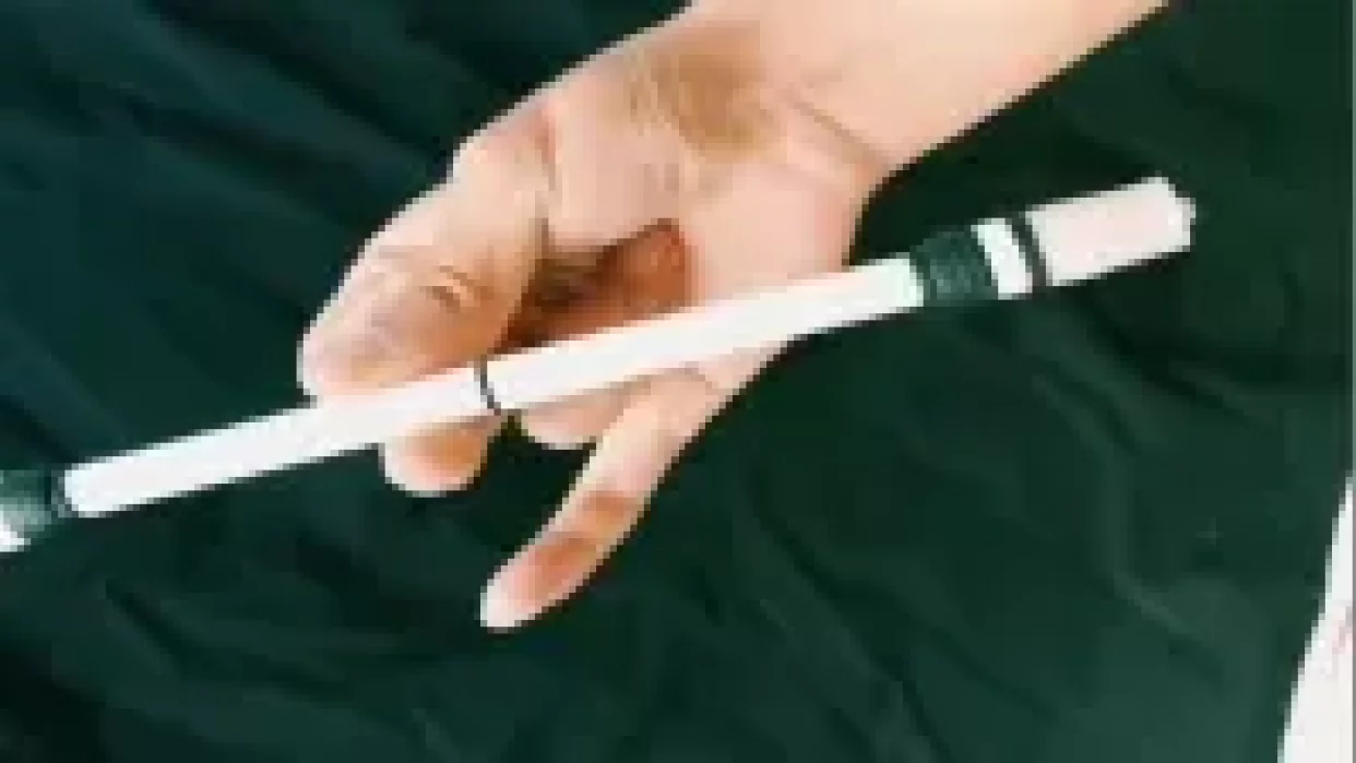非常炫酷的转笔招式,步骤很简单
