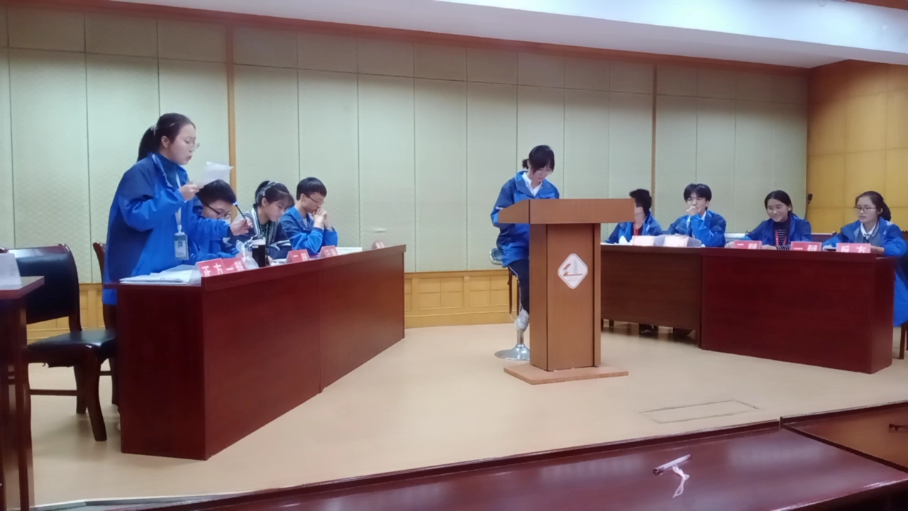 无为中学争鸣杯历史辩论赛现场