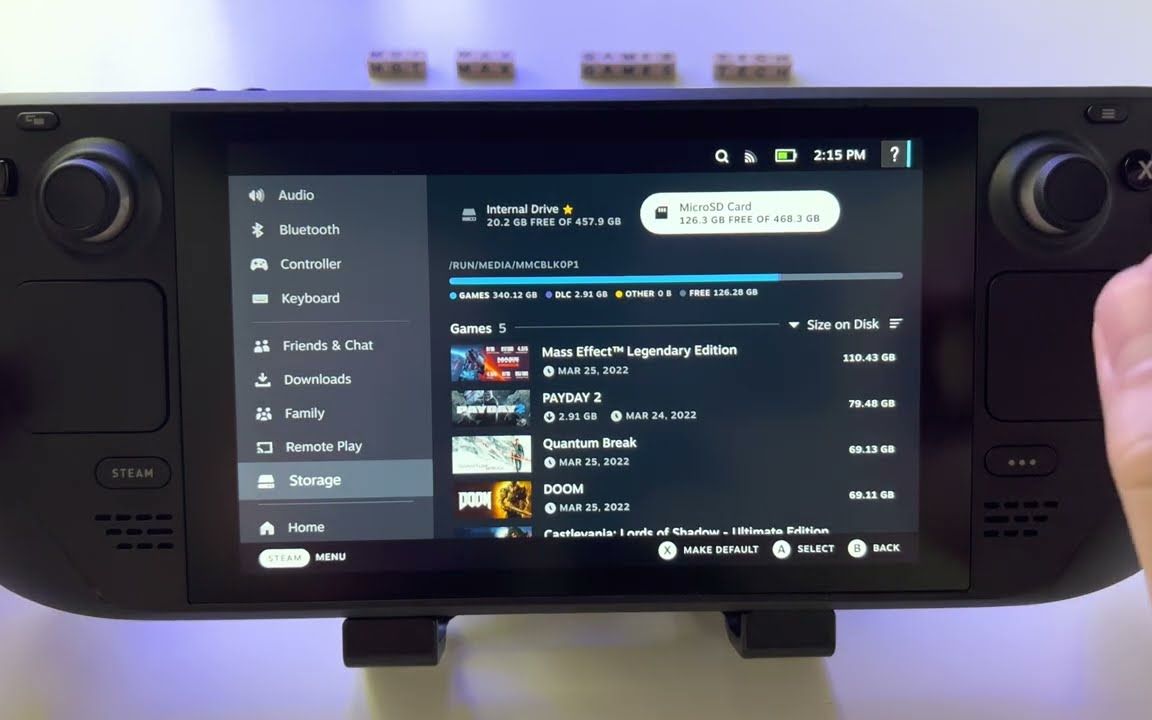 如何在SteamDeck上选择 microSD卡或者 SSD 作为下载内容默认路径