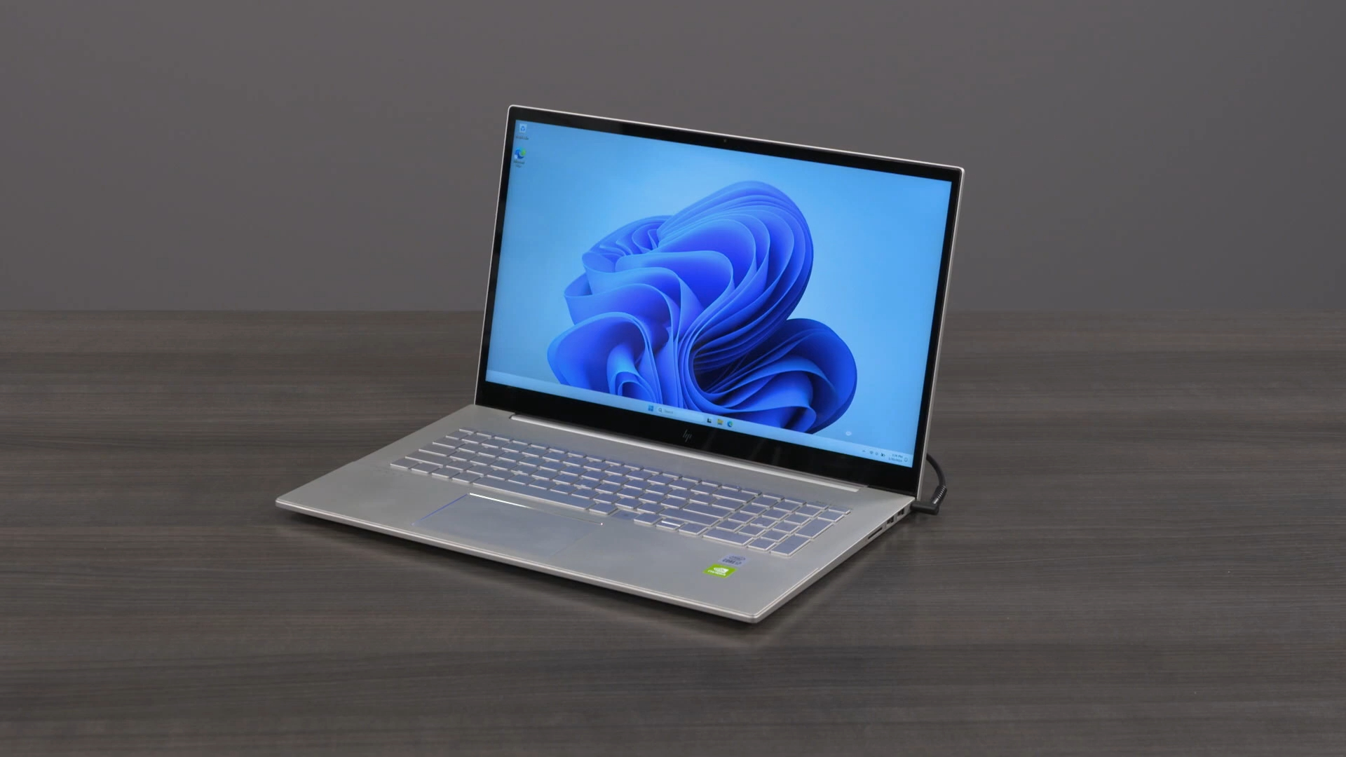 如何修复无法开机或无法充电的惠普笔记本电脑