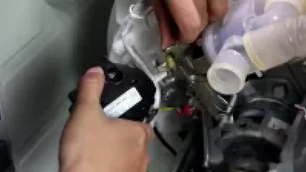 松下波轮洗衣机牵引器排水阀安装拆卸更换方法视频