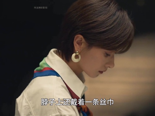 女孩大学还没毕业就靠自己的能力,当上了总经理助理