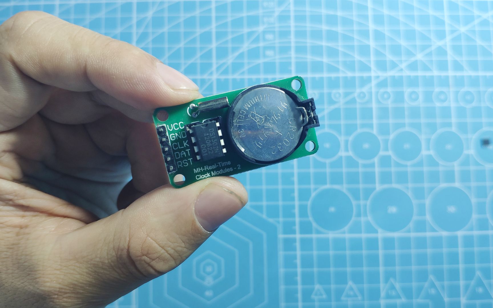 Arduino和esp8266常用模块,DS1302时钟模块,获得时间