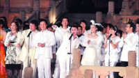 2008年全明星阵容翻唱《北京欢迎你》,正是个个红翻天时期,网友:这个...