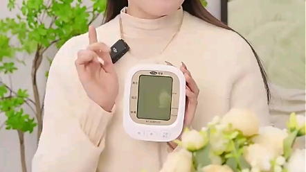 可孚 血压计医用级高精准血压测量仪家用老人充电量血压仪器上臂式...