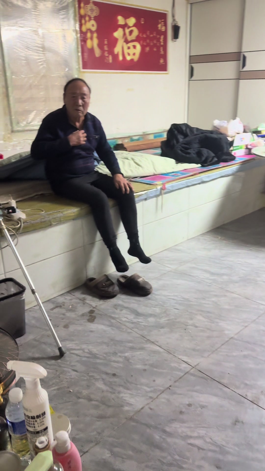 早上四点出发,跨越两千公里…熹儿回了老家～看到老爸那一刻…眼泪...