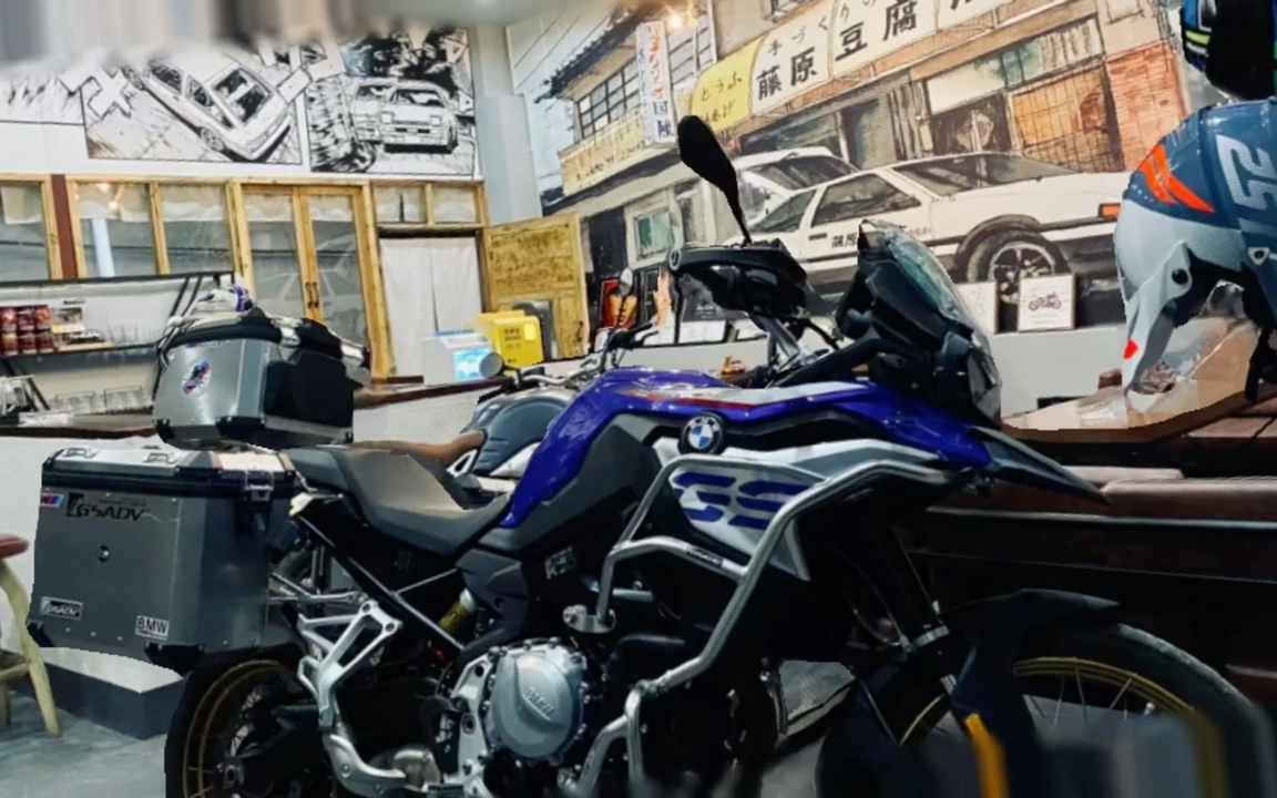 成都三轮摩托车驾照考试多少钱,人工考场999包含练车模拟