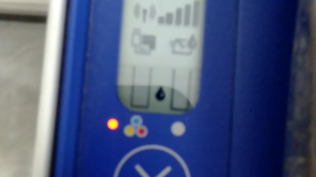 ...sos 惠普打印机2621加完墨水之后还是打印不出来还一直闪 该怎么办!