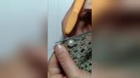 晖晖时尚编织 旗袍领对襟22-棒针挑领完成后左门襟边蜜枣。