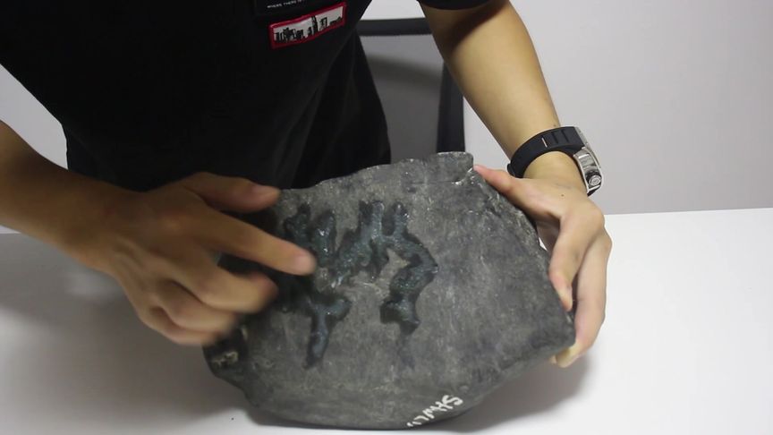 大件翡翠开窗料讲解、不太懂石头的话、值得一看!