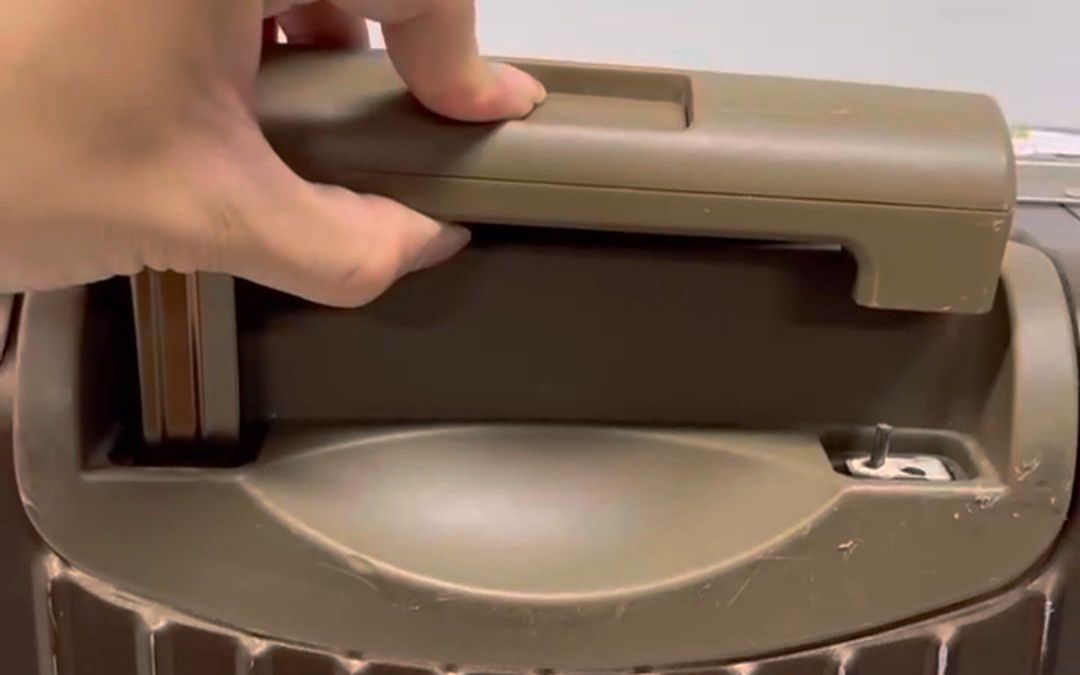 千万别丢!高价行李箱拉杆坏了怎么办!