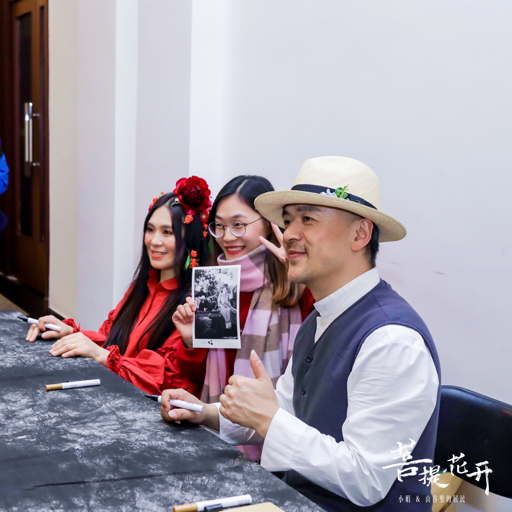山谷里的海绵毛毛 