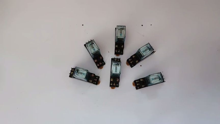 中间继电器是干什么用的?电工给你讲讲它的作用,结尾有彩蛋。