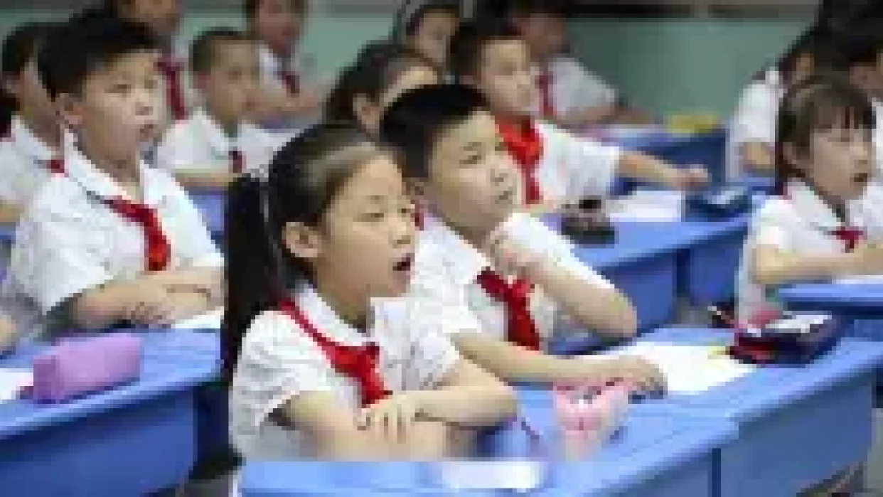 部编人教版小学语文三年级下册《燕子》获奖课教学视频，陕西省西安市新城区