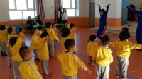 2017实验幼儿园小班宝贝模仿操表演